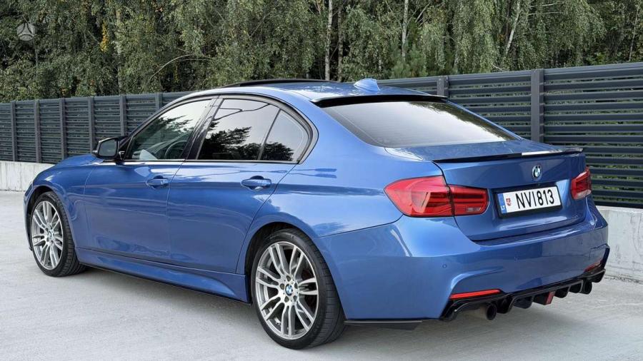 Blue BMW 335 2014 in Vilnius, with an engine capacity of 3.00 L and mileage of 231 thousand km for 11300 €, photo 5 on AUTOMOTO.COM.LV