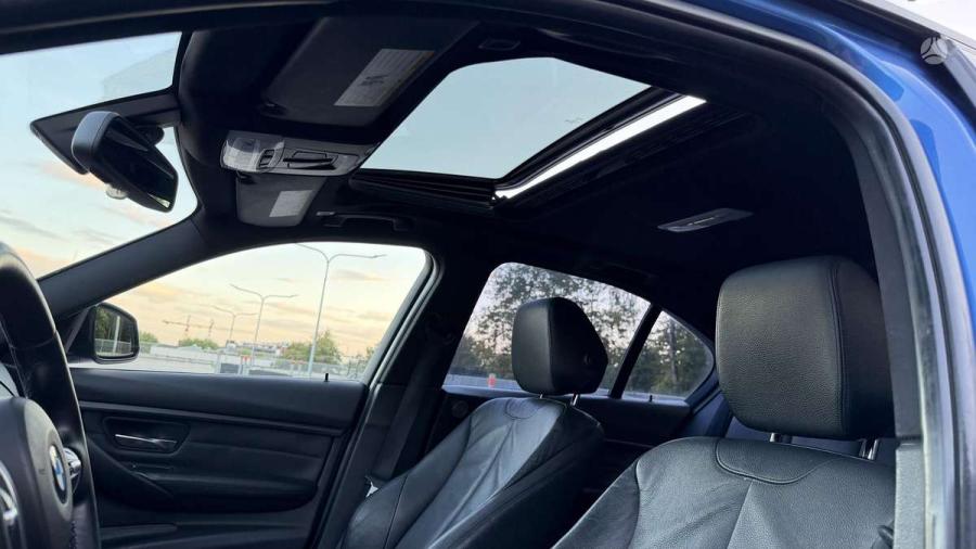 Blue BMW 335 2014 in Vilnius, with an engine capacity of 3.00 L and mileage of 231 thousand km for 11300 €, photo 17 on AUTOMOTO.COM.LV