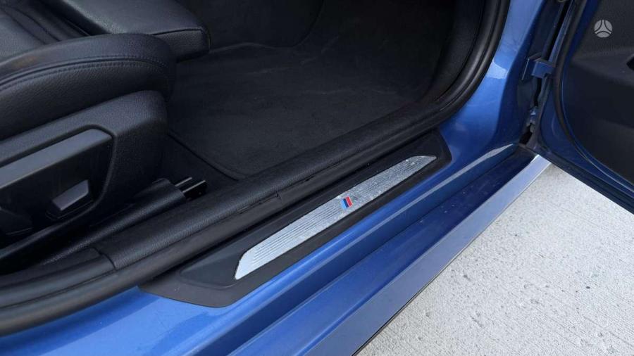 Blue BMW 335 2014 in Vilnius, with an engine capacity of 3.00 L and mileage of 231 thousand km for 11300 €, photo 23 on AUTOMOTO.COM.LV