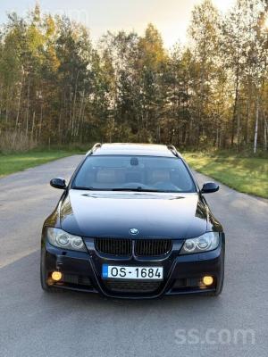 Blue BMW 335 2007 in Riga, with an engine capacity of 3.00 L and mileage of 454 thousand km for 6499 €, photo 1 on AUTOMOTO.COM.LV