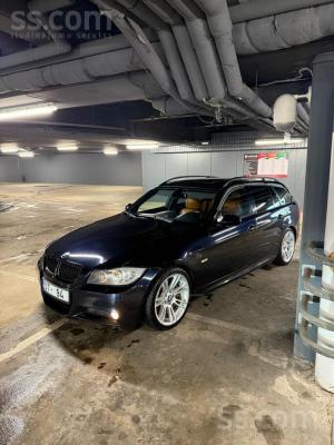 Blue BMW 335 2007 in Riga, with an engine capacity of 3.00 L and mileage of 454 thousand km for 6499 €, photo 23 on AUTOMOTO.COM.LV