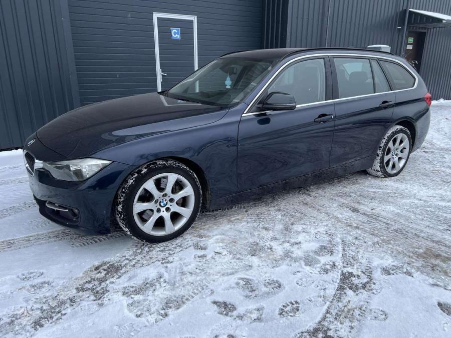 Zils BMW 335 2015 Alīta, ar dzinēja tilpumu 2.99 L un nobraukumu 297 tūkst. km par 7100 €, foto 10 vietnē AUTOMOTO.COM.LV