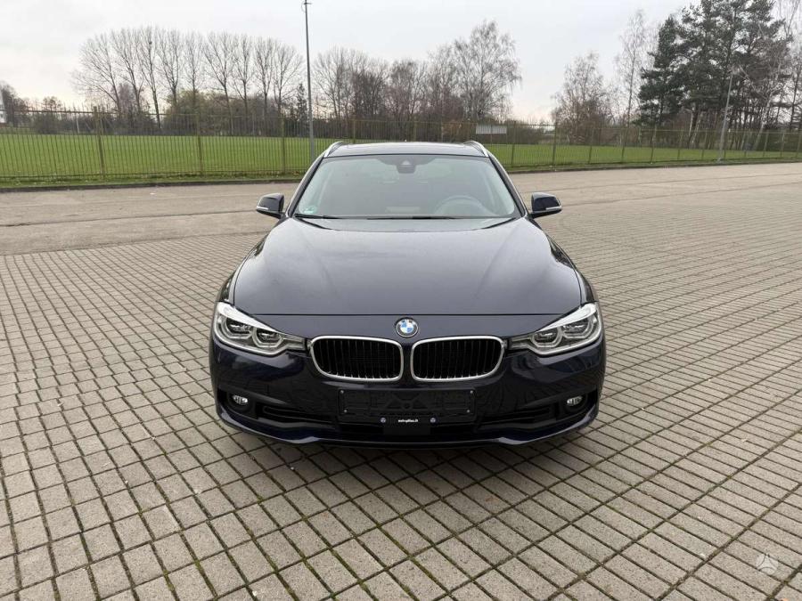 Zils BMW 335 2017 Marijampole, ar dzinēja tilpumu 2.99 L un nobraukumu 181 tūkst. km par 11500 €, foto 1 vietnē AUTOMOTO.COM.LV