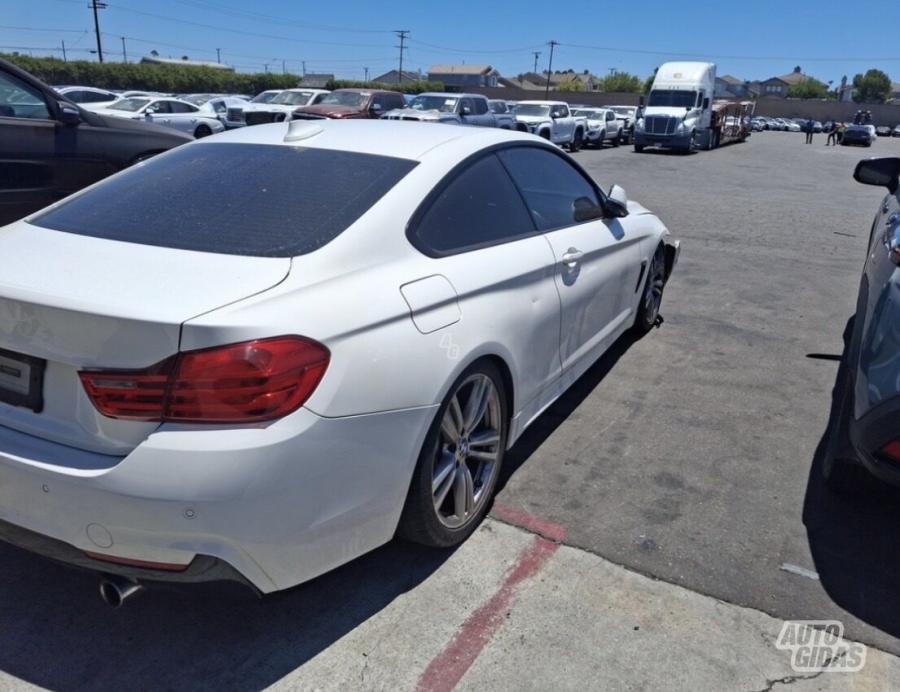 BMW 335 2014 Viļņa, ar dzinēja tilpumu 3.50 L un nobraukumu 198 tūkst. km par 9500 €, foto 4 vietnē AUTOMOTO.COM.LV