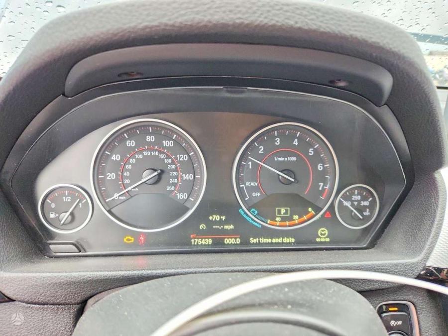 Черный БМВ 335 Gran Turismo 2015 в Вильнюс, объемом двигателя 2.98 л и пробегом 175 тыс. км за 5500 €, фото 12 на AUTOMOTO.COM.LV
