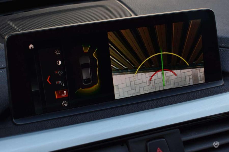 Pelēks BMW 335 Gran Turismo 2017 Valmiera, ar dzinēja tilpumu 2.99 L un nobraukumu 197 tūkst. km par 14500 €, foto 27 vietnē AUTOMOTO.COM.LV