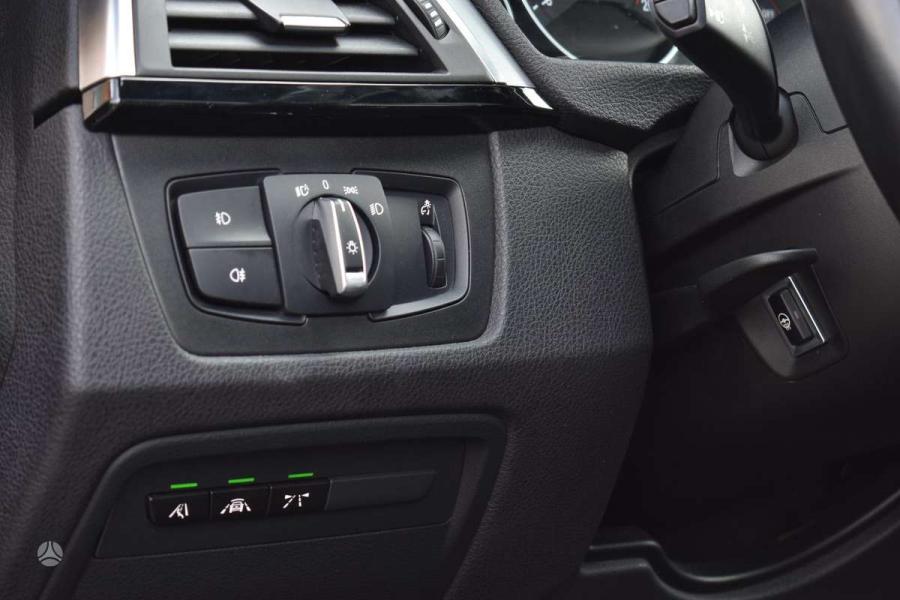 Pelēks BMW 335 Gran Turismo 2017 Valmiera, ar dzinēja tilpumu 2.99 L un nobraukumu 197 tūkst. km par 14500 €, foto 31 vietnē AUTOMOTO.COM.LV