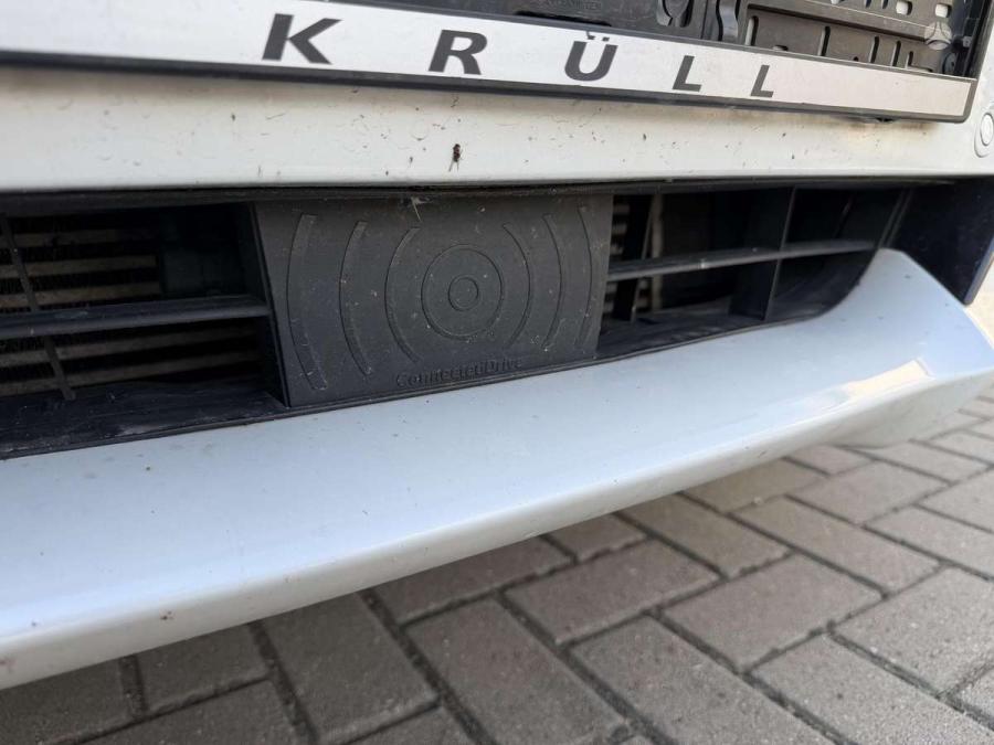 White BMW 335 Gran Turismo 2016 in Kaunas, with an engine capacity of 2.99 L and mileage of 164 thousand km for 9900 €, photo 20 on AUTOMOTO.COM.LV