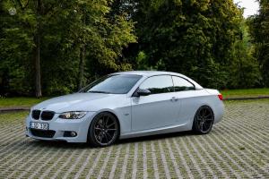 Grey BMW 335 2008 in Vilnius, with an engine capacity of 0.00 L and mileage of 222 thousand km for 13000 €, photo 3 on AUTOMOTO.COM.LV