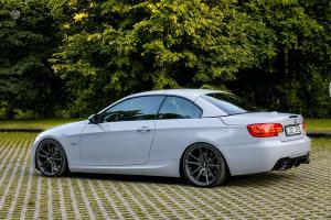 Grey BMW 335 2008 in Vilnius, with an engine capacity of 0.00 L and mileage of 222 thousand km for 13000 €, photo 8 on AUTOMOTO.COM.LV