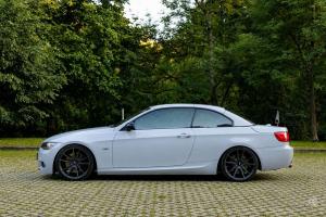 Grey BMW 335 2008 in Vilnius, with an engine capacity of 0.00 L and mileage of 222 thousand km for 13000 €, photo 9 on AUTOMOTO.COM.LV