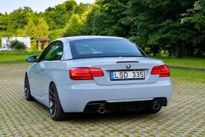 Grey BMW 335 2008 in Vilnius, with an engine capacity of 0.00 L and mileage of 222 thousand km for 13000 €, photo 14 on AUTOMOTO.COM.LV