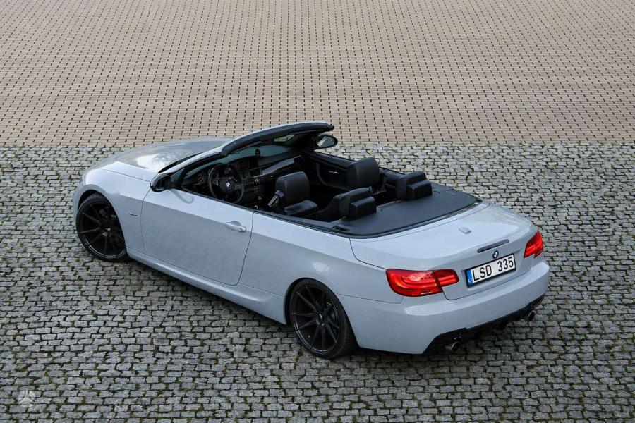 Grey BMW 335 2008 in Vilnius, with an engine capacity of 0.00 L and mileage of 222 thousand km for 13000 €, photo 15 on AUTOMOTO.COM.LV