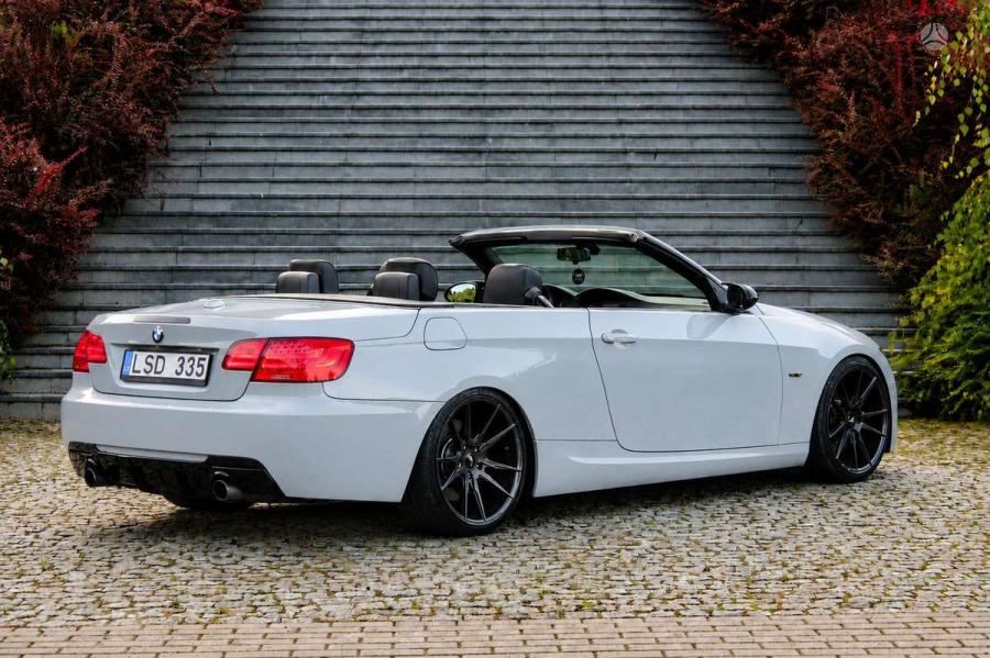Grey BMW 335 2008 in Vilnius, with an engine capacity of 0.00 L and mileage of 222 thousand km for 13000 €, photo 20 on AUTOMOTO.COM.LV