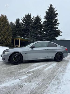 Grey BMW 335 2008 in Trakai, with an engine capacity of 2.99 L and mileage of 263 thousand km for 8700 €, photo 2 on AUTOMOTO.COM.LV