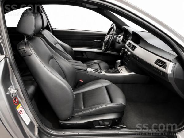 Grey BMW 335 2008 in Riga, with an engine capacity of 3.00 L and mileage of 210 thousand km for 11100 €, photo 6 on AUTOMOTO.COM.LV