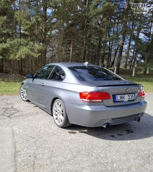 Pelēks BMW 335 2009 Mažeikiai, ar dzinēja tilpumu 3.00 L un nobraukumu 223 tūkst. km par 10000 €, foto 2 vietnē AUTOMOTO.COM.LV
