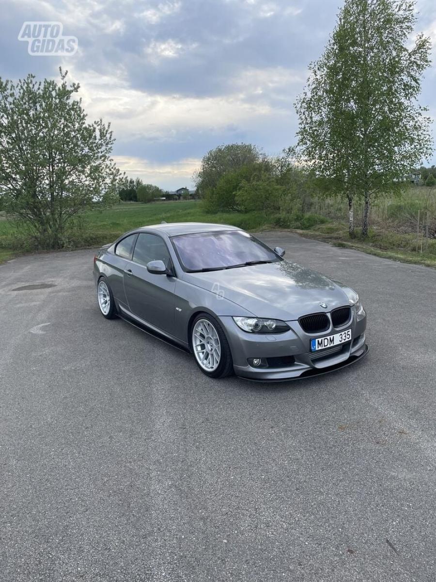Grey BMW 335 2009 in Klaipeda, with an engine capacity of 3.00 L and mileage of 250 thousand km for 15000 €, photo 6 on AUTOMOTO.COM.LV