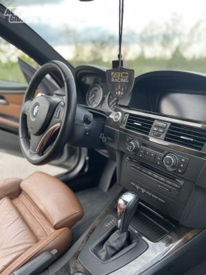 Grey BMW 335 2009 in Klaipeda, with an engine capacity of 3.00 L and mileage of 250 thousand km for 15000 €, photo 15 on AUTOMOTO.COM.LV