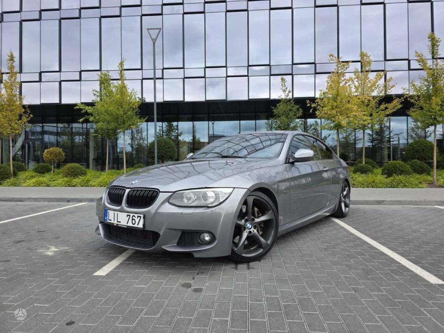 Grey BMW 335 2011 in Vilnius, with an engine capacity of 2.98 L and mileage of 221 thousand km for 11400 €, photo 1 on AUTOMOTO.COM.LV