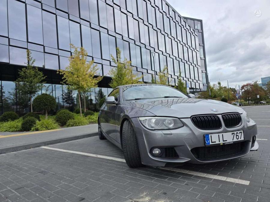 Grey BMW 335 2011 in Vilnius, with an engine capacity of 2.98 L and mileage of 221 thousand km for 11400 €, photo 6 on AUTOMOTO.COM.LV