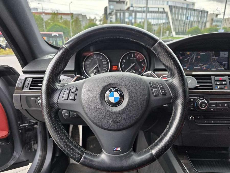 Grey BMW 335 2011 in Vilnius, with an engine capacity of 2.98 L and mileage of 221 thousand km for 11400 €, photo 15 on AUTOMOTO.COM.LV