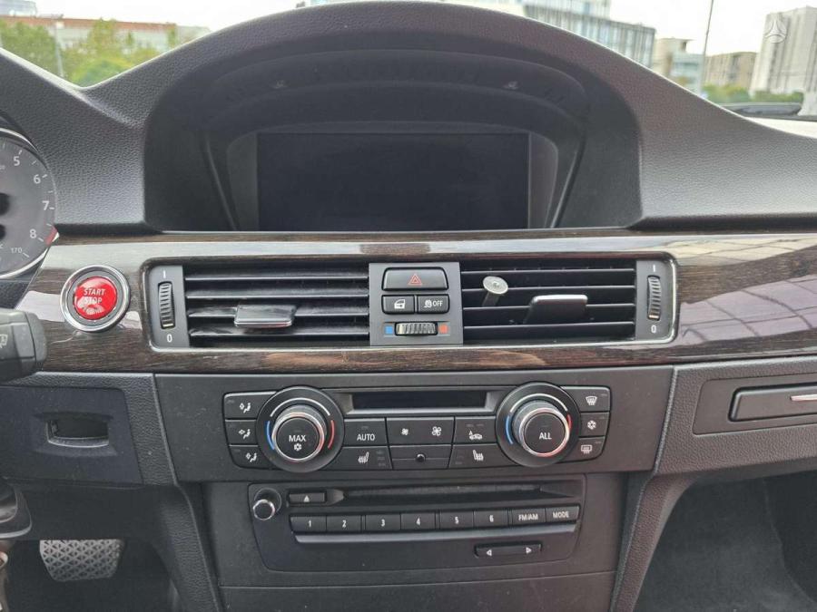 Grey BMW 335 2011 in Vilnius, with an engine capacity of 2.98 L and mileage of 221 thousand km for 11400 €, photo 16 on AUTOMOTO.COM.LV