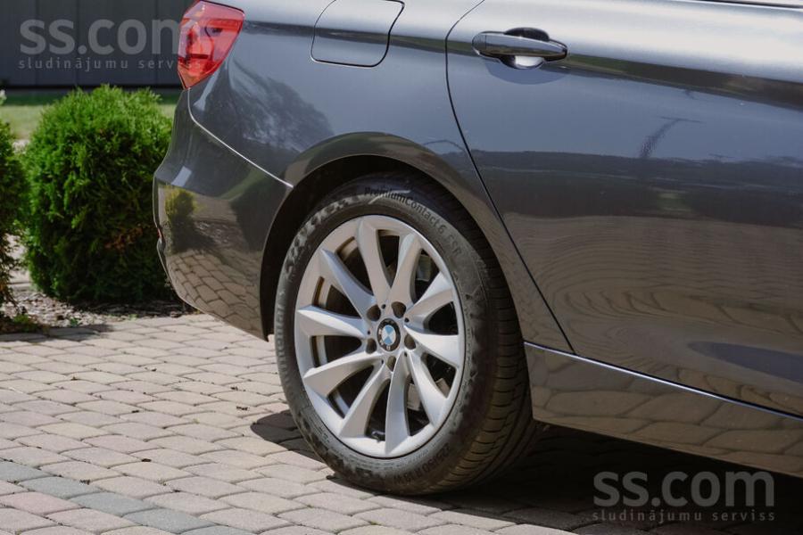 Grey BMW 335 2013 in Riga, with an engine capacity of 3.00 L and mileage of 218 thousand km for 12700 €, photo 10 on AUTOMOTO.COM.LV