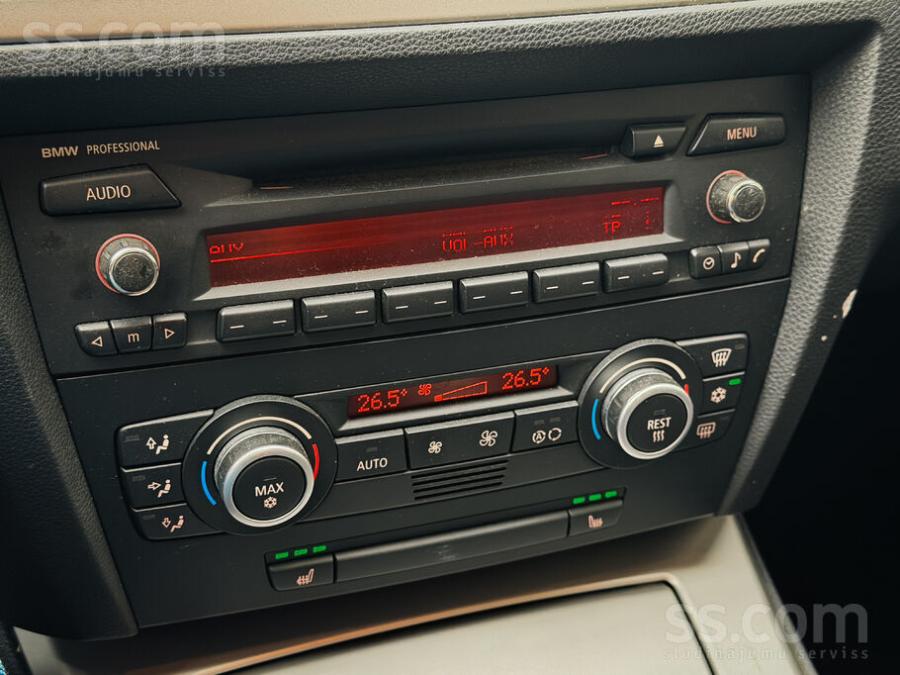 Pelēks BMW 335 2008 Rīga, ar dzinēja tilpumu 3.00 L un nobraukumu 290 tūkst. km par 7590 €, foto 9 vietnē AUTOMOTO.COM.LV