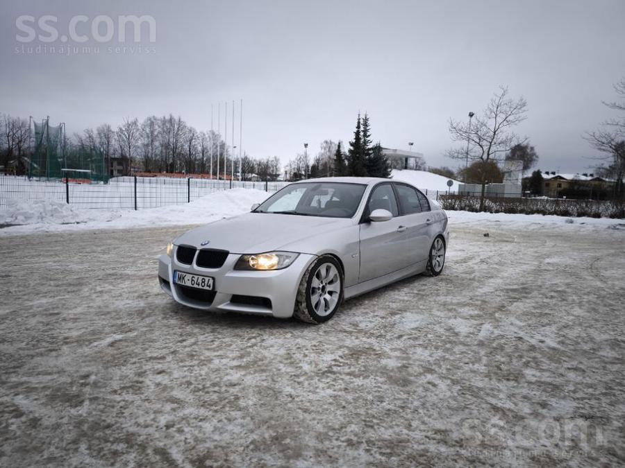 Grey BMW 335 2008 in Riga, with an engine capacity of 3.00 L and mileage of 280 thousand km for 6300 €, photo 4 on AUTOMOTO.COM.LV