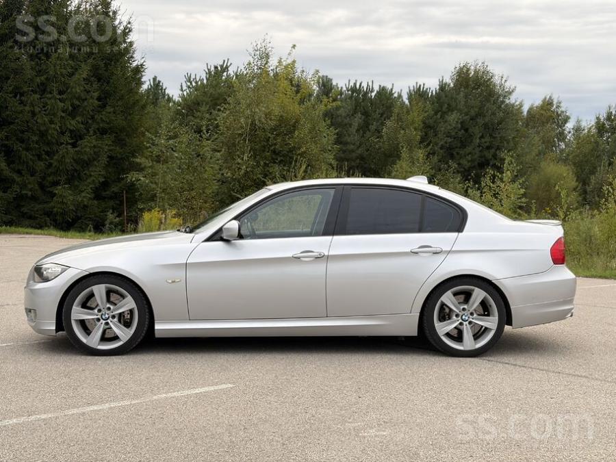 Pelēks BMW 335 2008 Ogre, ar dzinēja tilpumu 3.00 L un nobraukumu 281 tūkst. km par 8900 €, foto 5 vietnē AUTOMOTO.COM.LV