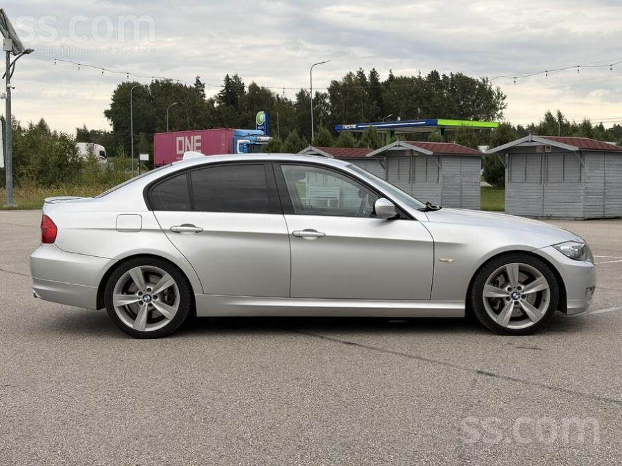 Pelēks BMW 335 2008 Ogre, ar dzinēja tilpumu 3.00 L un nobraukumu 281 tūkst. km par 8900 €, foto 6 vietnē AUTOMOTO.COM.LV