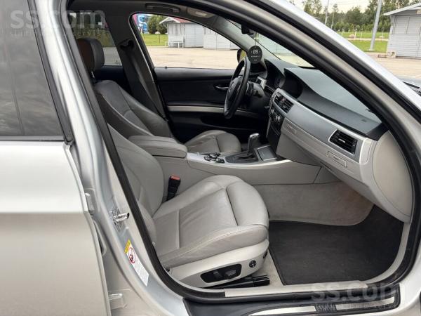 Grey BMW 335 2008 in Ogre, with an engine capacity of 3.00 L and mileage of 281 thousand km for 8900 €, photo 11 on AUTOMOTO.COM.LV