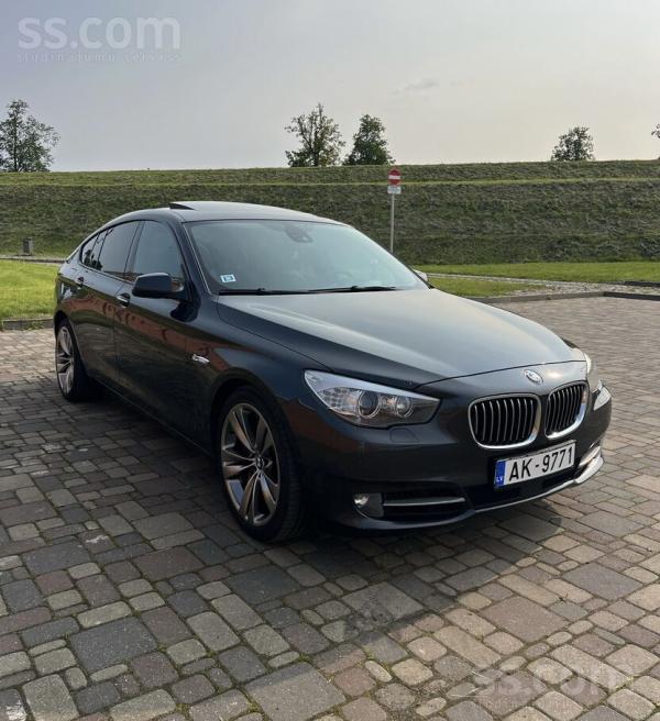 Grey BMW 335 2010 in Daugavpils, with an engine capacity of 3.50 L and mileage of 255 thousand km for 6200 €, photo 1 on AUTOMOTO.COM.LV