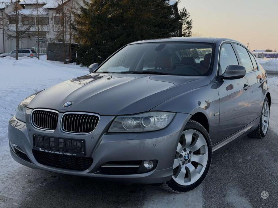 Pelēks BMW 335 2011 Rokiškis, ar dzinēja tilpumu 2.99 L un nobraukumu 276 tūkst. km par 7250 €, foto 1 vietnē AUTOMOTO.COM.LV