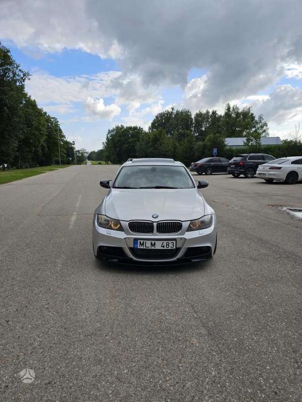 Grey BMW 335 2011 in Vilnius, with an engine capacity of 2.98 L and mileage of 273 thousand km for 11000 €, photo 1 on AUTOMOTO.COM.LV