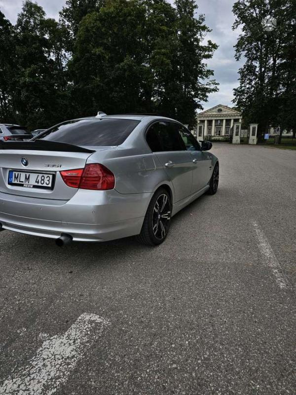 Grey BMW 335 2011 in Vilnius, with an engine capacity of 2.98 L and mileage of 273 thousand km for 11000 €, photo 6 on AUTOMOTO.COM.LV