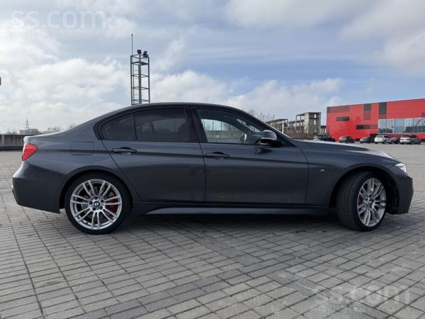 Grey BMW 335 2014 in Riga, with an engine capacity of 3.00 L and mileage of 203 thousand km for 16499 €, photo 3 on AUTOMOTO.COM.LV