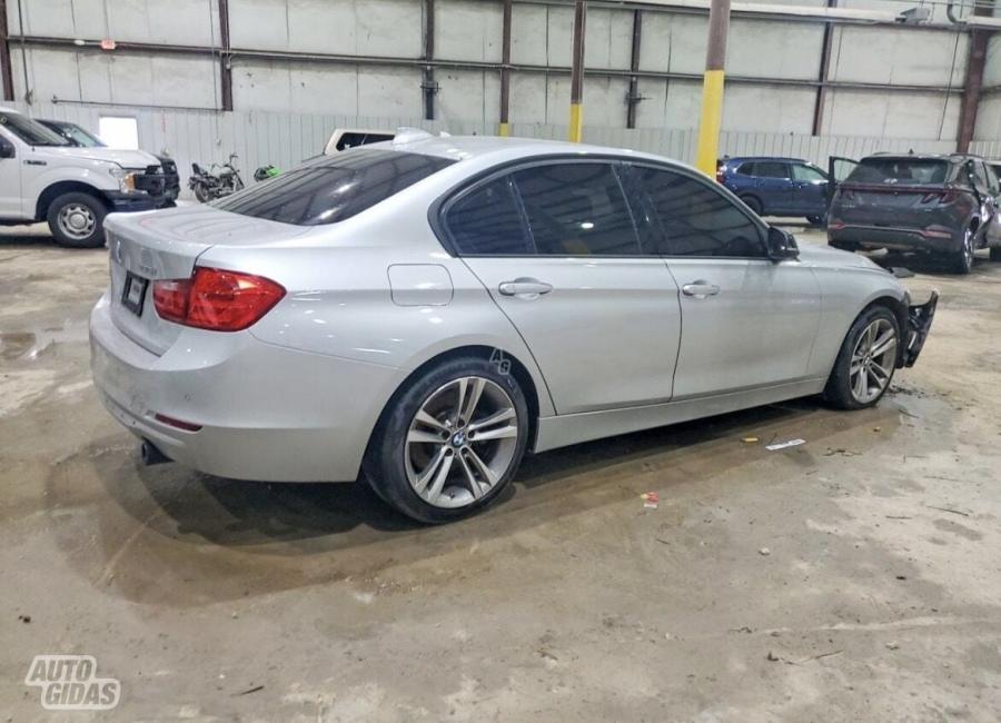 Grey BMW 335 2014 in Klaipeda, with an engine capacity of 3.00 L and mileage of 143 thousand km for 4850 €, photo 4 on AUTOMOTO.COM.LV