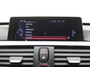 Pelēks BMW 335 2014 Viļņa, ar dzinēja tilpumu 3.00 L un nobraukumu 276 tūkst. km par 12199 €, foto 23 vietnē AUTOMOTO.COM.LV