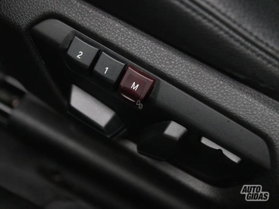 Pelēks BMW 335 2014 Viļņa, ar dzinēja tilpumu 3.00 L un nobraukumu 276 tūkst. km par 12199 €, foto 37 vietnē AUTOMOTO.COM.LV