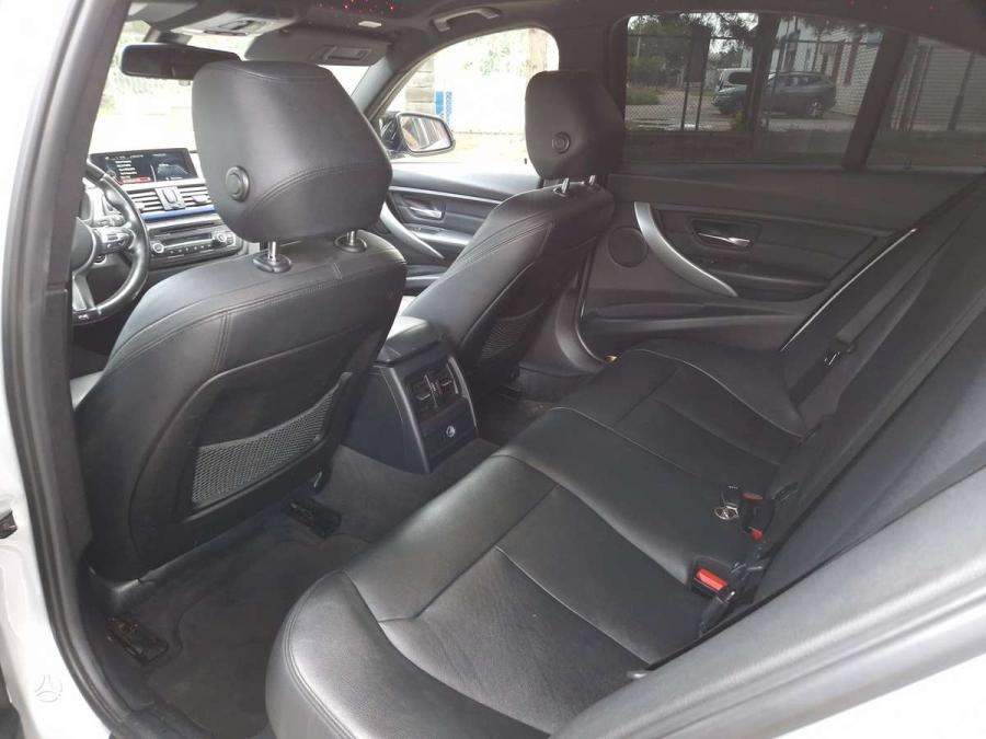 Pelēks BMW 335 2015 Ignalina, ar dzinēja tilpumu 2.98 L un nobraukumu 170 tūkst. km par 16200 €, foto 10 vietnē AUTOMOTO.COM.LV