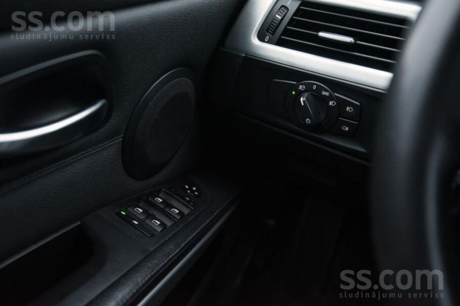 Pelēks BMW 335 2009 Rīga, ar dzinēja tilpumu 3.00 L un nobraukumu 295 tūkst. km par 6000 €, foto 9 vietnē AUTOMOTO.COM.LV