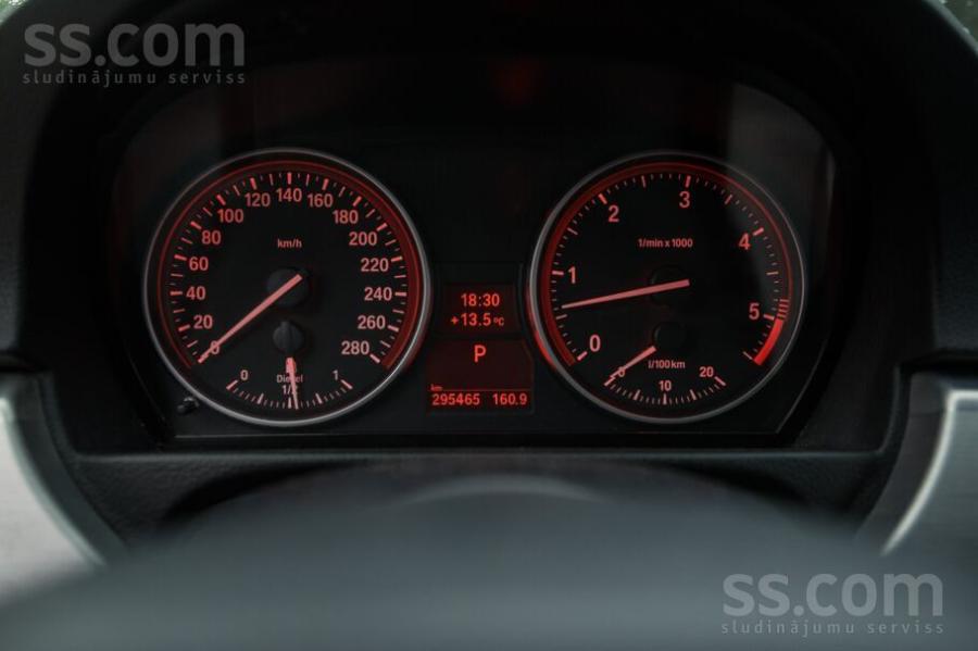 Pelēks BMW 335 2009 Rīga, ar dzinēja tilpumu 3.00 L un nobraukumu 295 tūkst. km par 6000 €, foto 15 vietnē AUTOMOTO.COM.LV