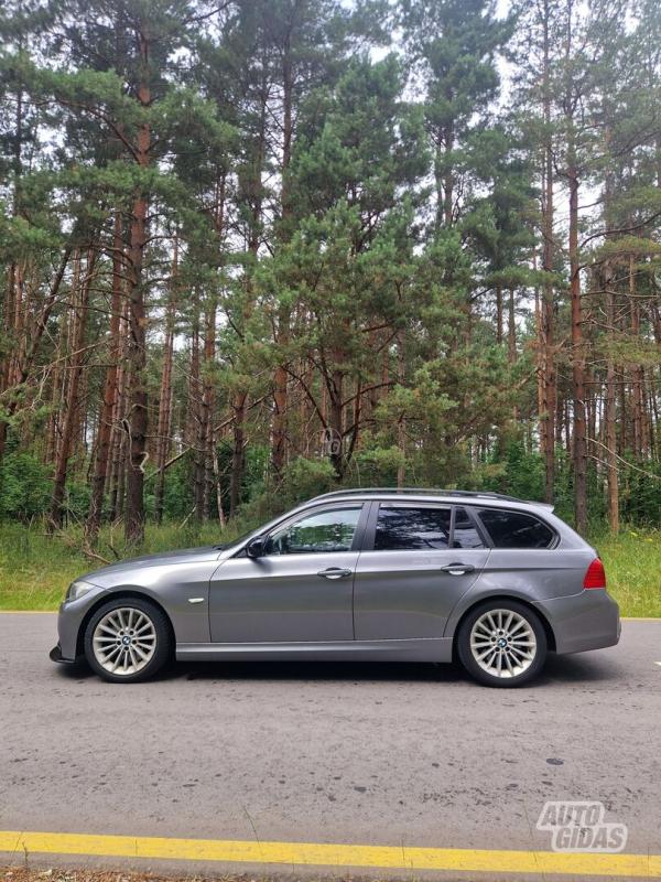 Grey BMW 335 2009 in Klaipeda, with an engine capacity of 3.00 L and mileage of 300 thousand km for 8350 €, photo 5 on AUTOMOTO.COM.LV