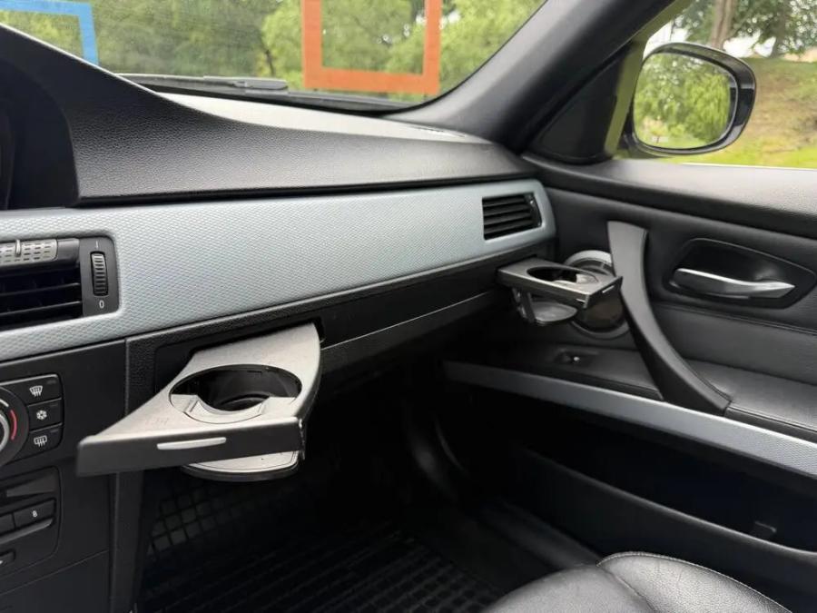 Pelēks BMW 335 2010 Rēzekne, ar dzinēja tilpumu 3.00 L un nobraukumu 341 tūkst. km par 8490 €, foto 15 vietnē AUTOMOTO.COM.LV