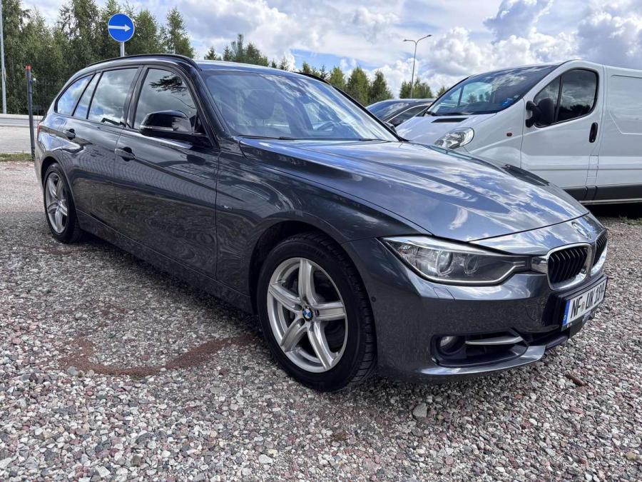 Grey BMW 335 2013 in Gargzdai, with an engine capacity of 2.98 L and mileage of 269 thousand km for 10999 €, photo 9 on AUTOMOTO.COM.LV