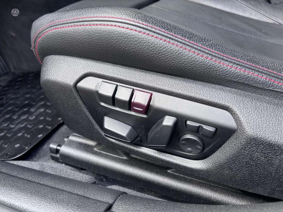 Grey BMW 335 2013 in Gargzdai, with an engine capacity of 2.98 L and mileage of 269 thousand km for 10999 €, photo 16 on AUTOMOTO.COM.LV