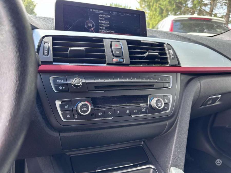 Grey BMW 335 2013 in Gargzdai, with an engine capacity of 2.98 L and mileage of 269 thousand km for 10999 €, photo 31 on AUTOMOTO.COM.LV