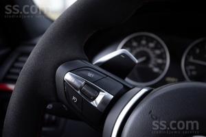 Sarkans BMW 335 2013 Jelgava, ar dzinēja tilpumu 3.00 L un nobraukumu 164 tūkst. km par 23800 €, foto 28 vietnē AUTOMOTO.COM.LV